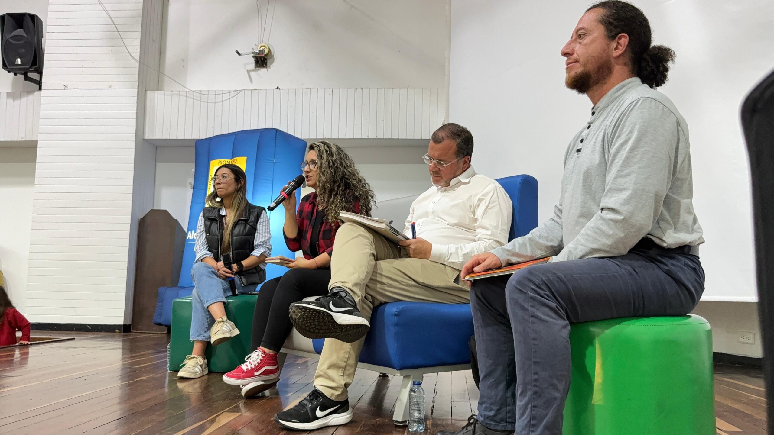 El alcalde Jorge Rivas lideró espacio de diálogo abierto con el sector ...